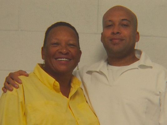 Mother: Inmate killed in West Texas bus crash was going to change his ...