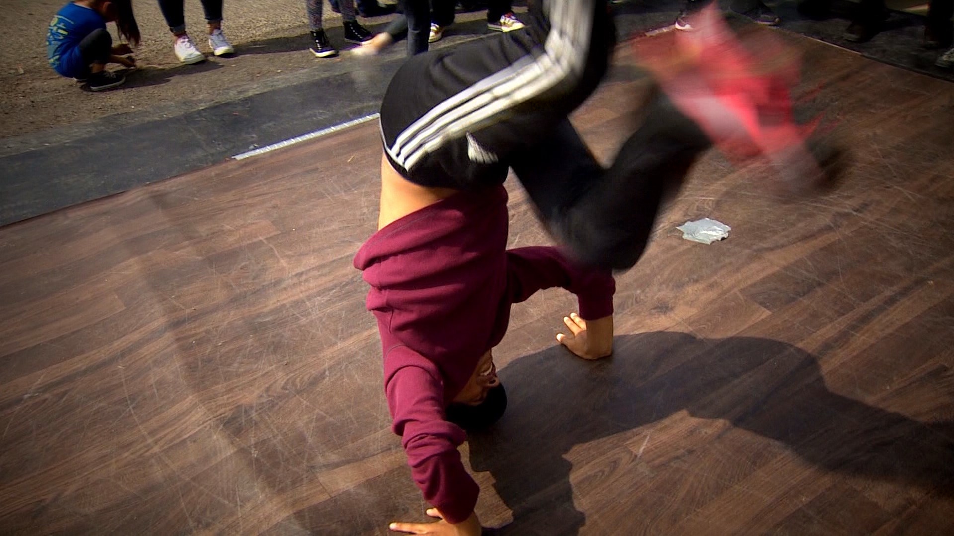 School gives new perspective on hip-hop | khou.com