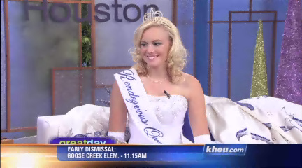Meet The Lunar Rendezvous Festival Queen, Jennifer Paden! | khou.com