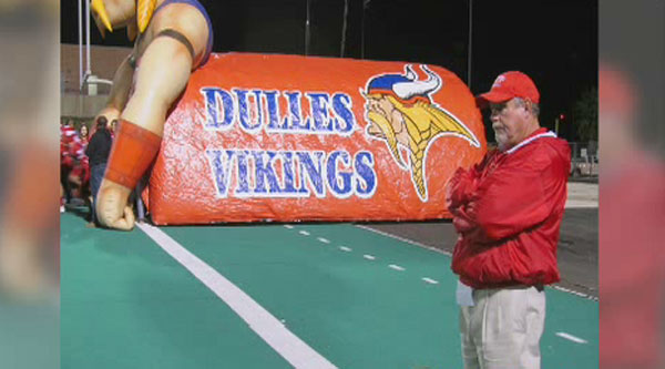 Sugar Land: Dulles Vikings HS football team wins sportsmanship award ...