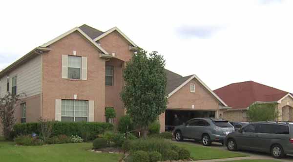 Mission Bend family terrorized during home invasion | khou.com