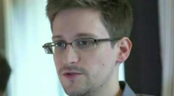 Report: NSA contract worker is surveillance source | khou.com