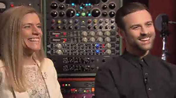 'Macklemore & Ryan Lewis' star opens up about his mom's HIV survival ...