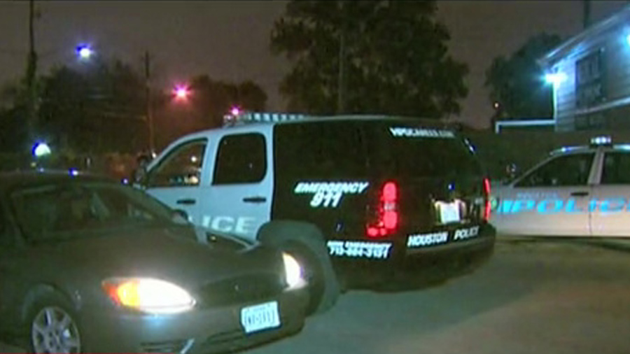 Fake cops beat, rob man after pulling him over in north Houston ...