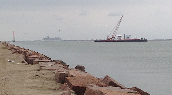 5 things to know about the Texas oil spill | khou.com