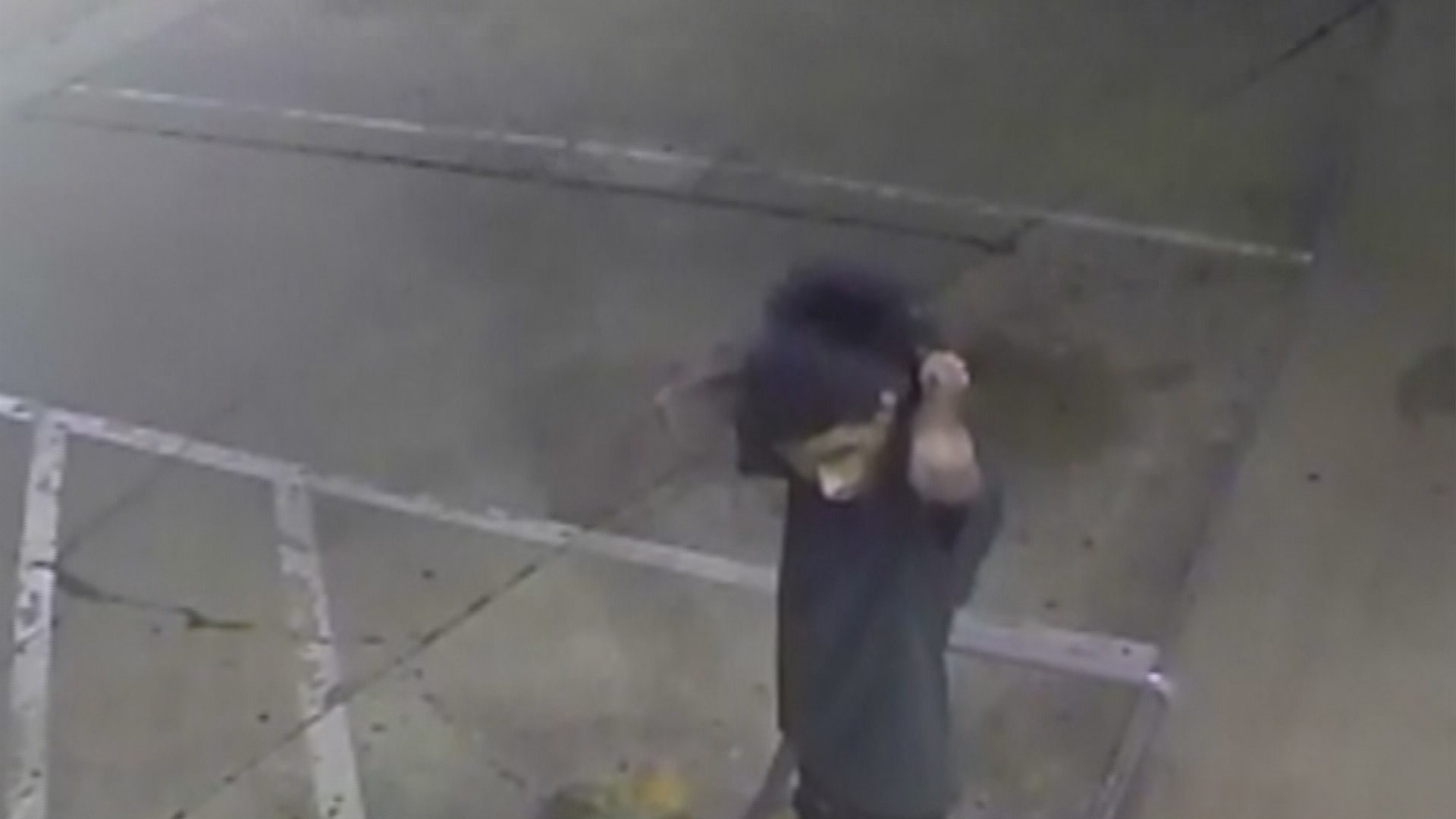 Armed robbery caught on camera in W. Houston | khou.com