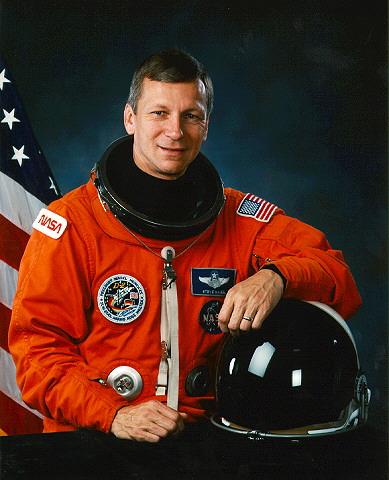 Former NASA astronaut Steven Nagel dies | khou.com