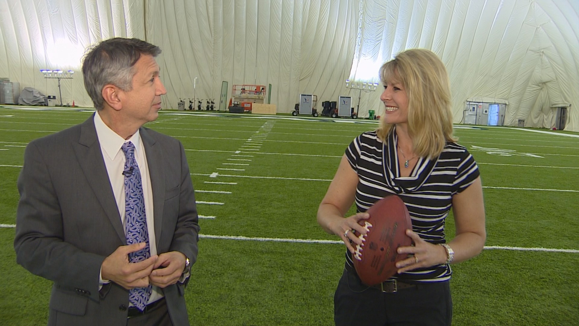 J.J. Watt's mom visits with KHOU 11's Ron Trevino | khou.com