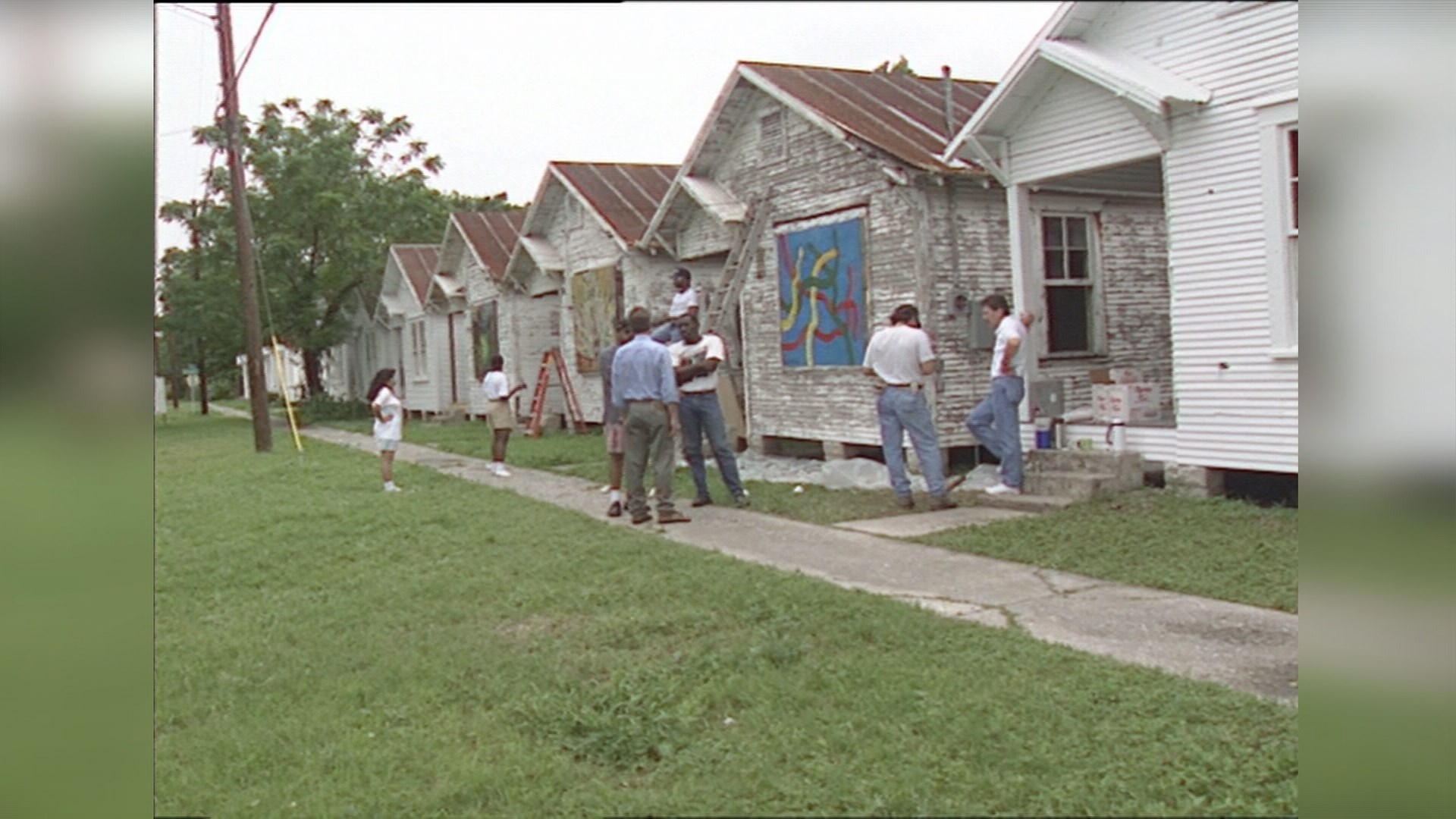 Row House developer wins 'genius grant' | khou.com
