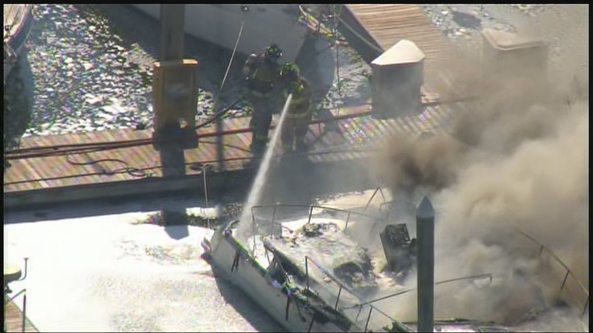 Two boats on fire in Kemah Boat Marina | khou.com