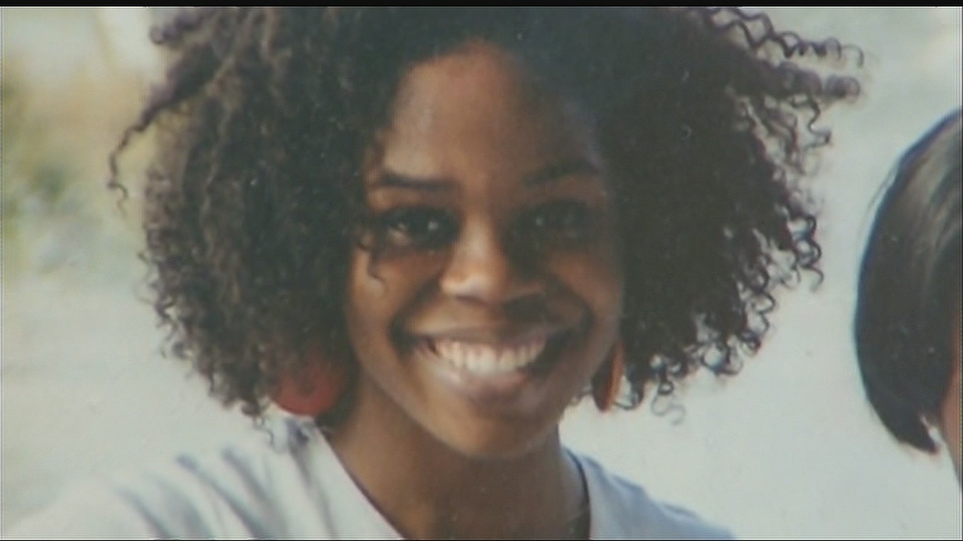 Family and friends help extend search for missing doctor | khou.com