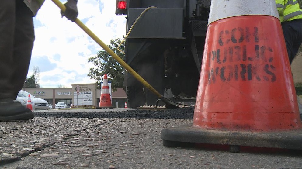 City has filled over 2,500 potholes since Feb. 1 | khou.com