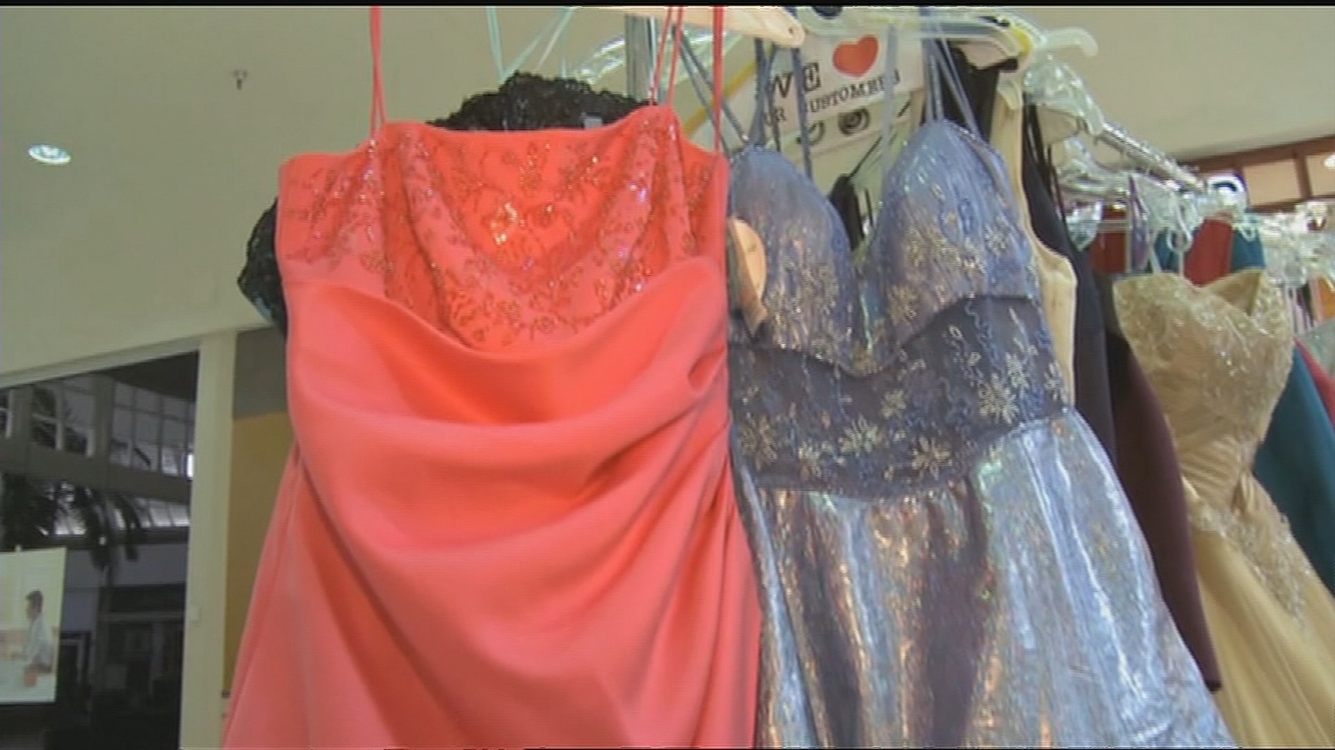 Foundation seeks prom dresses for teens in need | khou.com