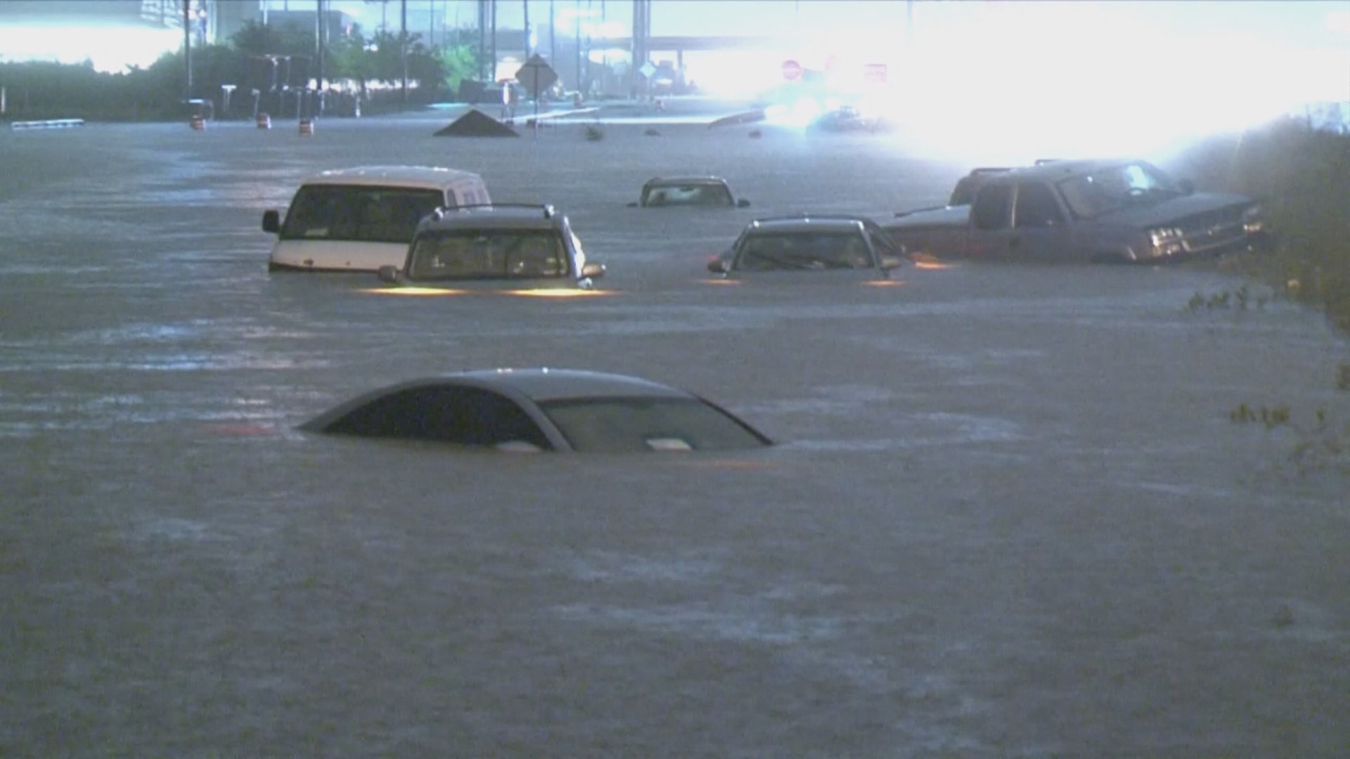 High water causes huge headache for drivers in southeast Houston | khou.com