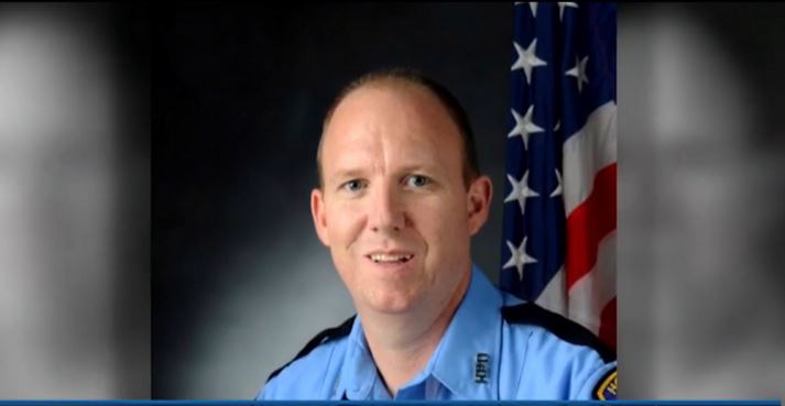 HPD and neighbors mourn officer killed in line of duty | khou.com