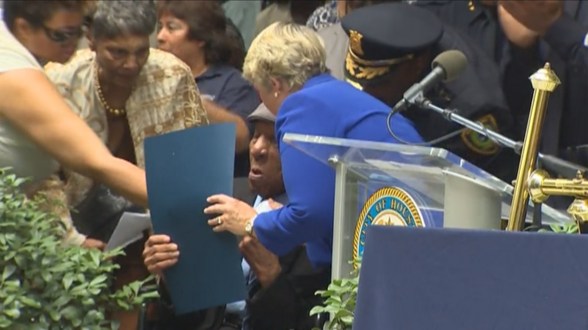 HPD HQ renamed the Edward A. Thomas building | khou.com