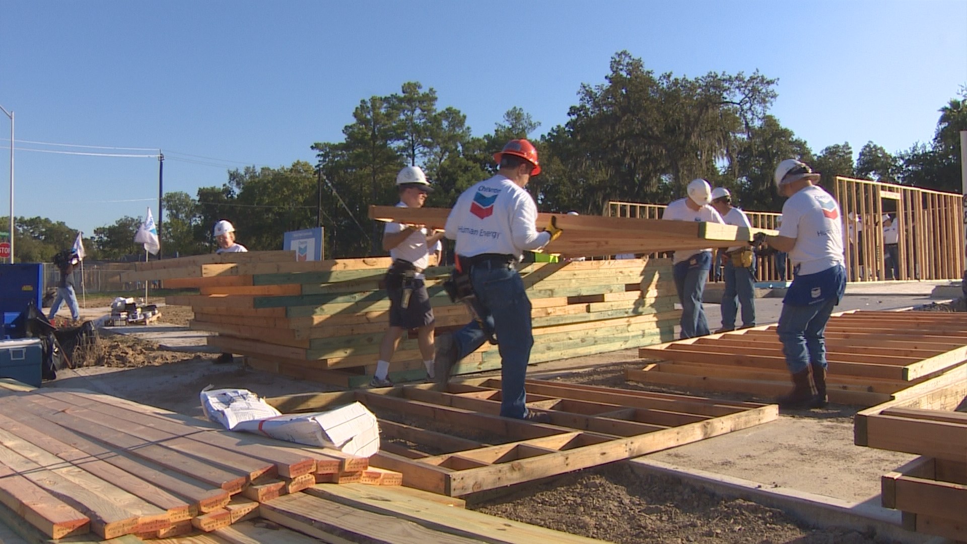 Habitat Humanity build its 1000th home | khou.com