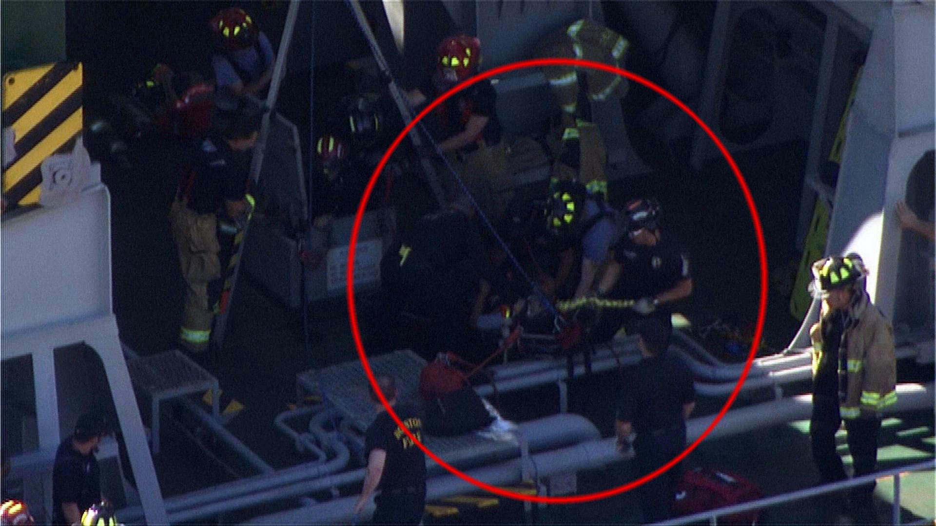 Man falls into cargo hold of ship at Houston Ship Channel | khou.com