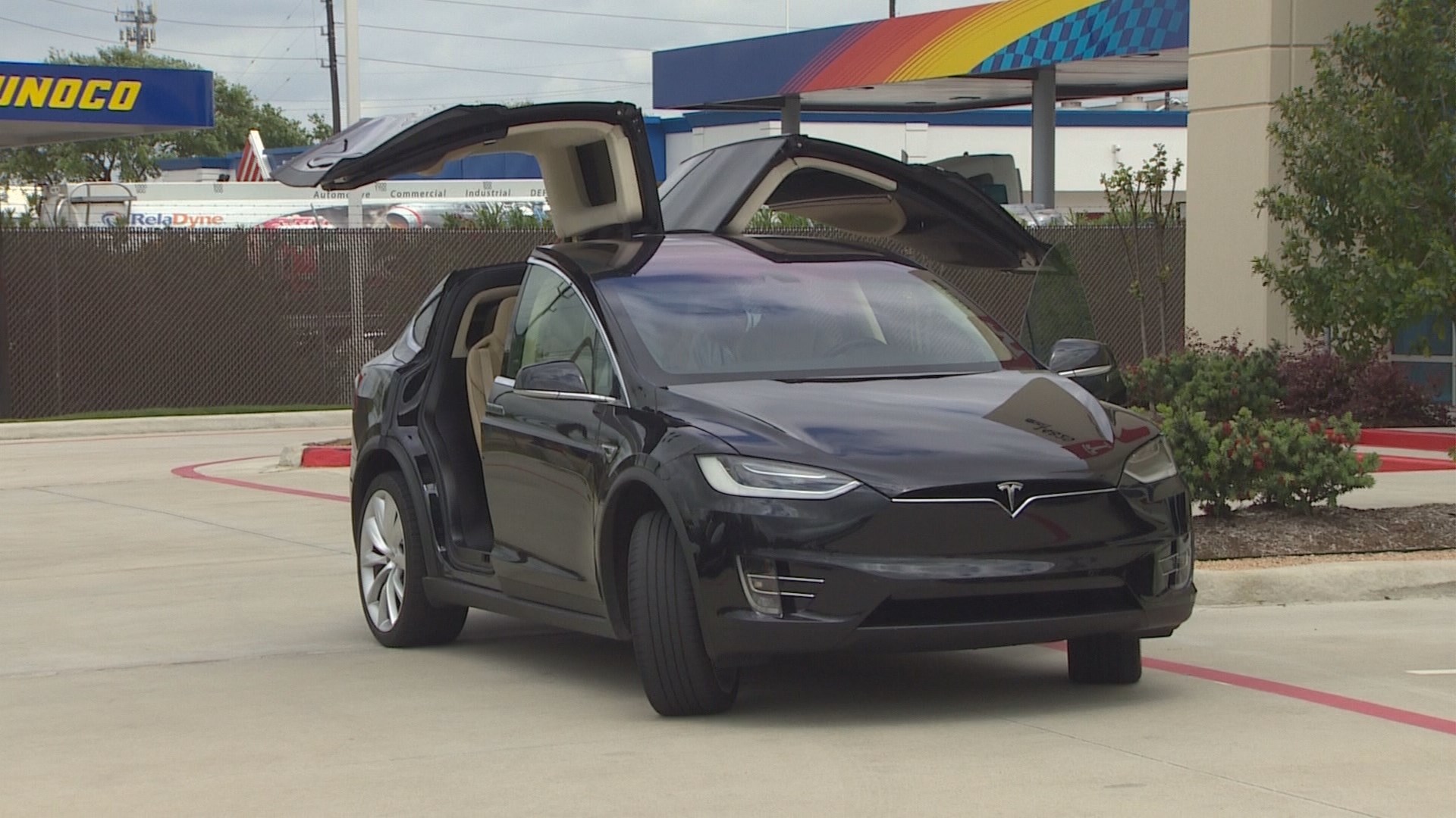 Behind the wheel of the new Tesla Model X | khou.com