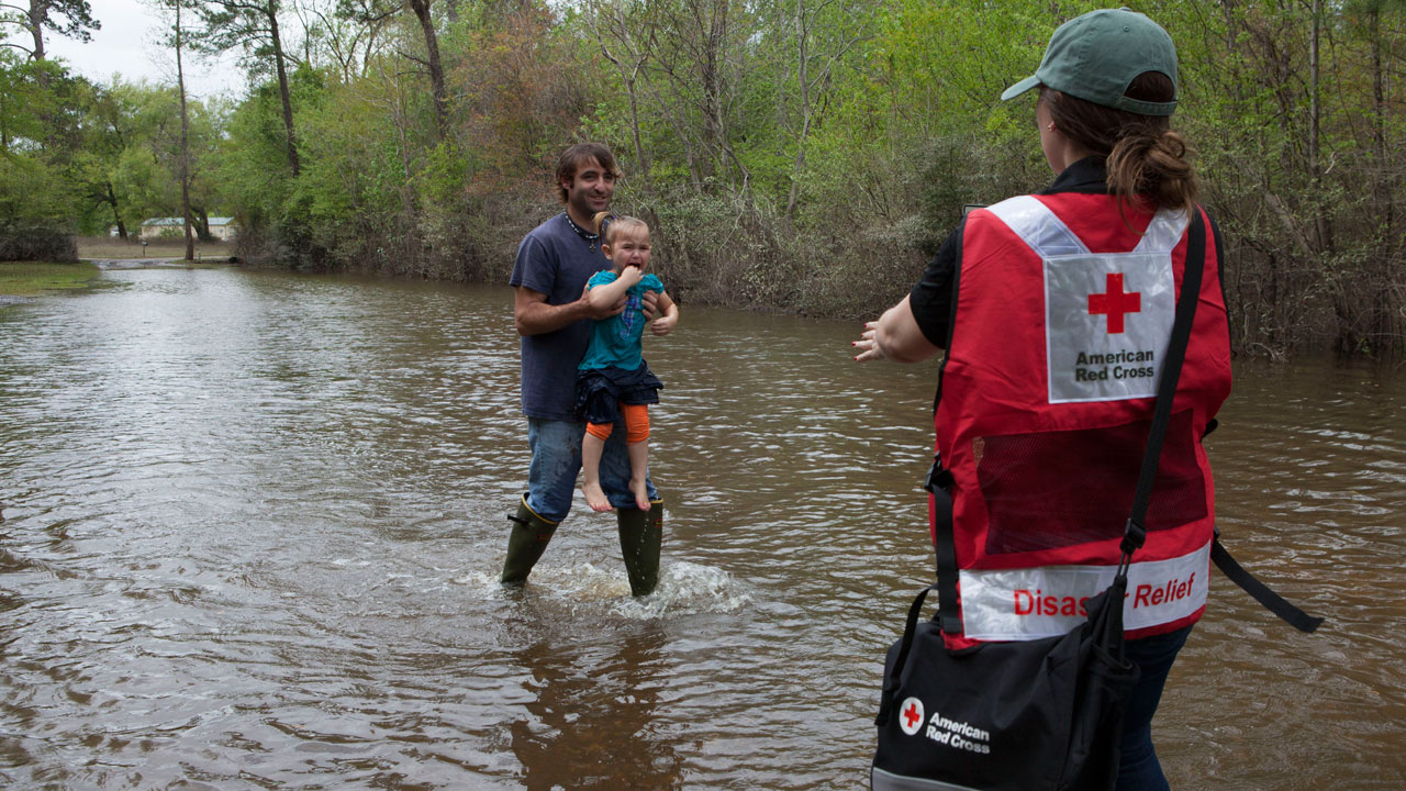 American Red Cross tours flood-damaged areas | khou.com