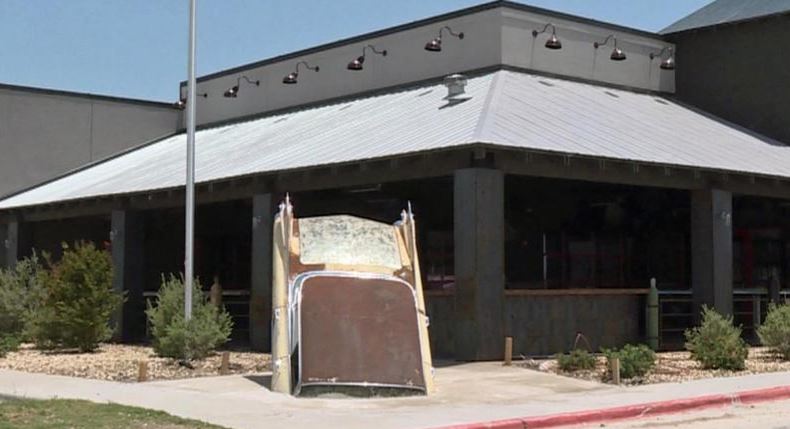 Gas Monkey Bronco Twin Peaks