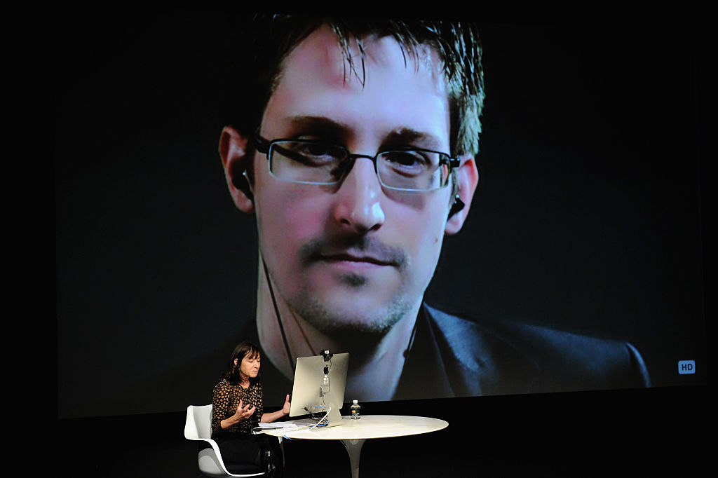 Edward Snowden appears at secret Comic-Con screening | khou.com