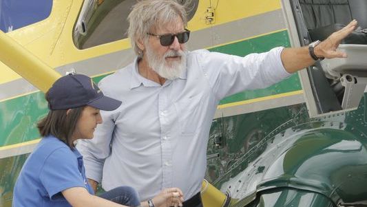 Harrison Ford takes aspiring pilot for a ride in his plane | khou.com