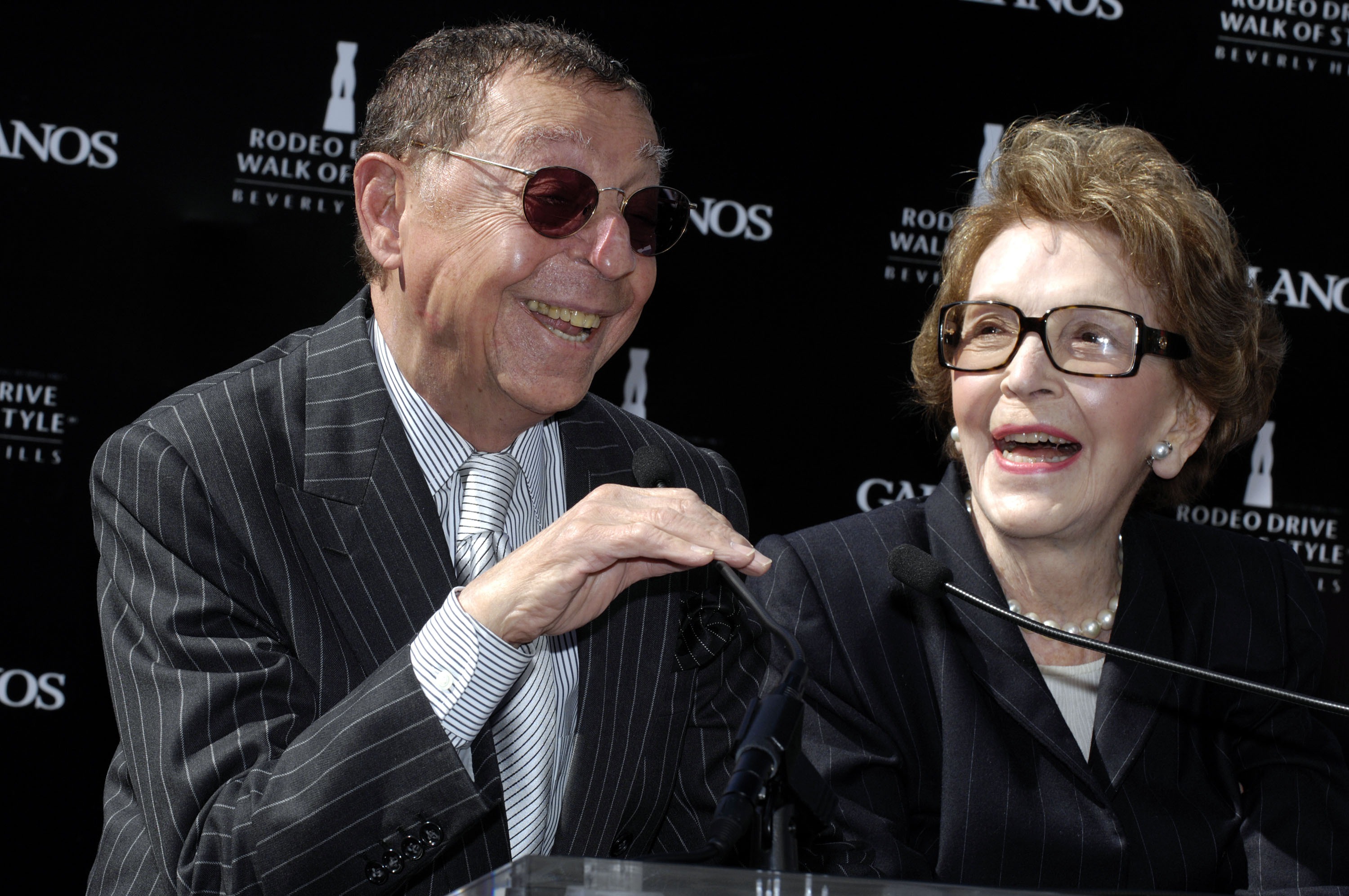 Fashion designer James Galanos dies; dressed Nancy Reagan | khou.com
