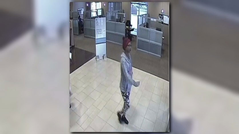 Female bank robber threatens to kill teller | khou.com