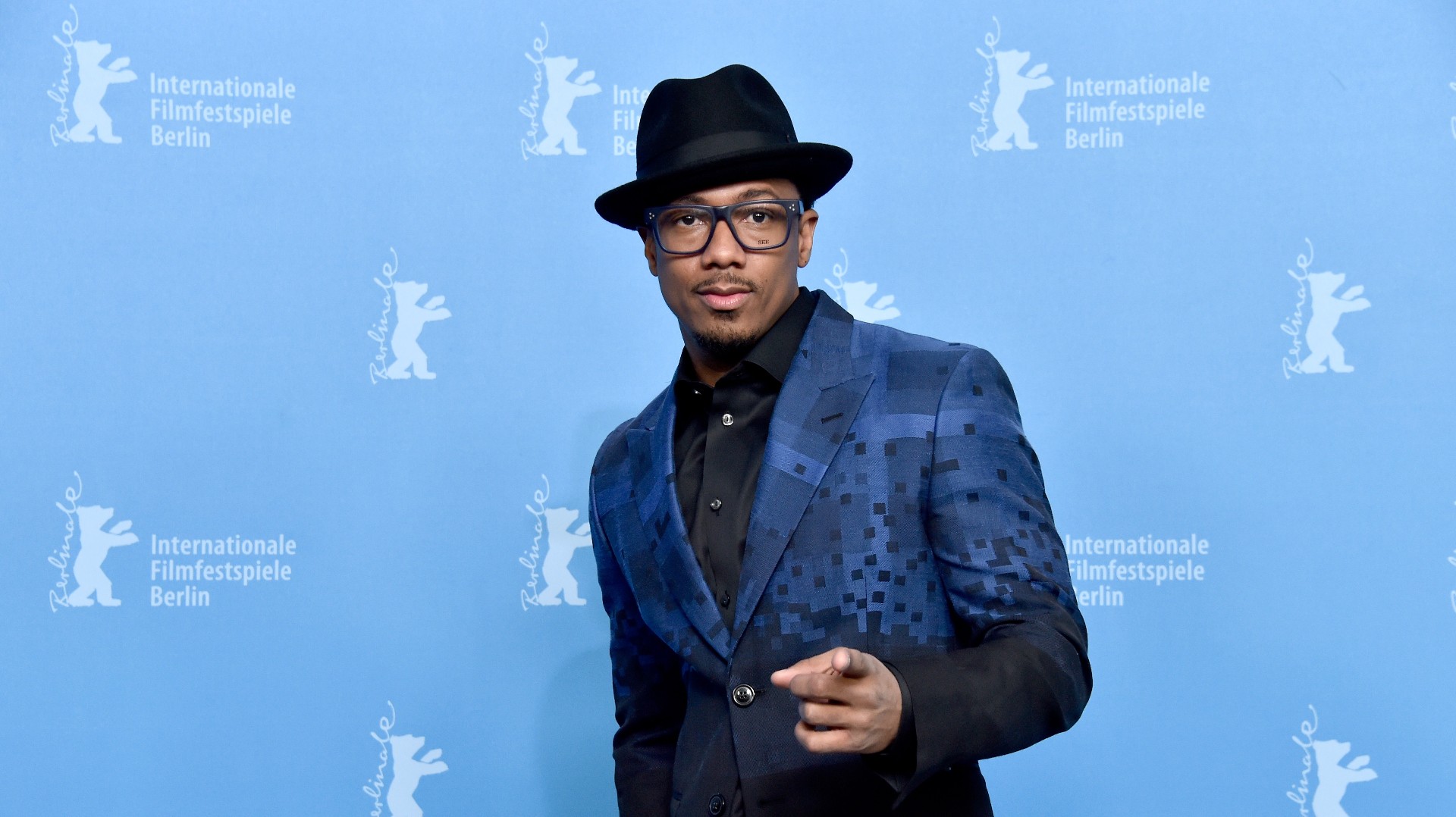 Nick Cannon welcomes son Golden 'Sagon' Cannon | khou.com