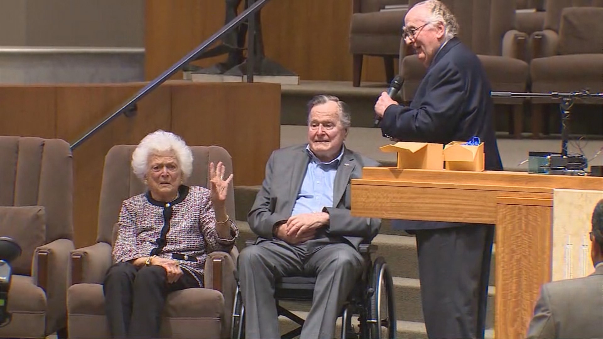 President George H.W. Bush, wife, condemn Jewish threats | khou.com