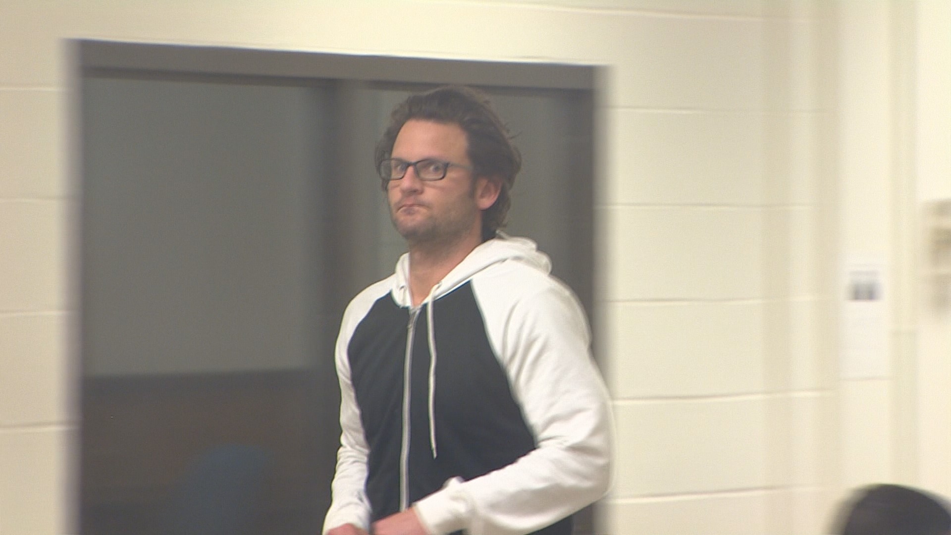 Man accused of agreeing to pay hitman to kill ex claims innocence ...