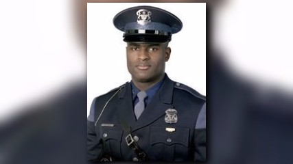 How one man risked his life to save Michigan trooper | khou.com