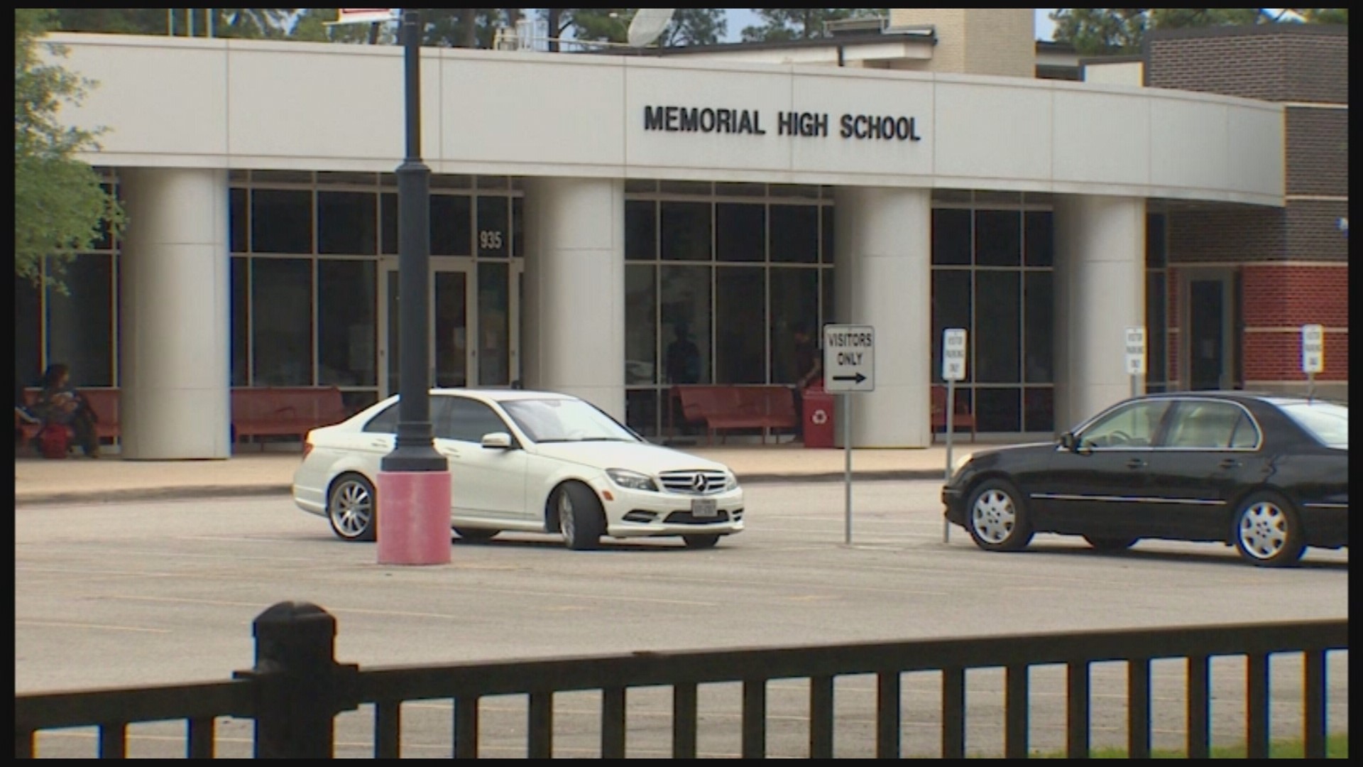 Student accused of changing grades at Memorial HS | khou.com
