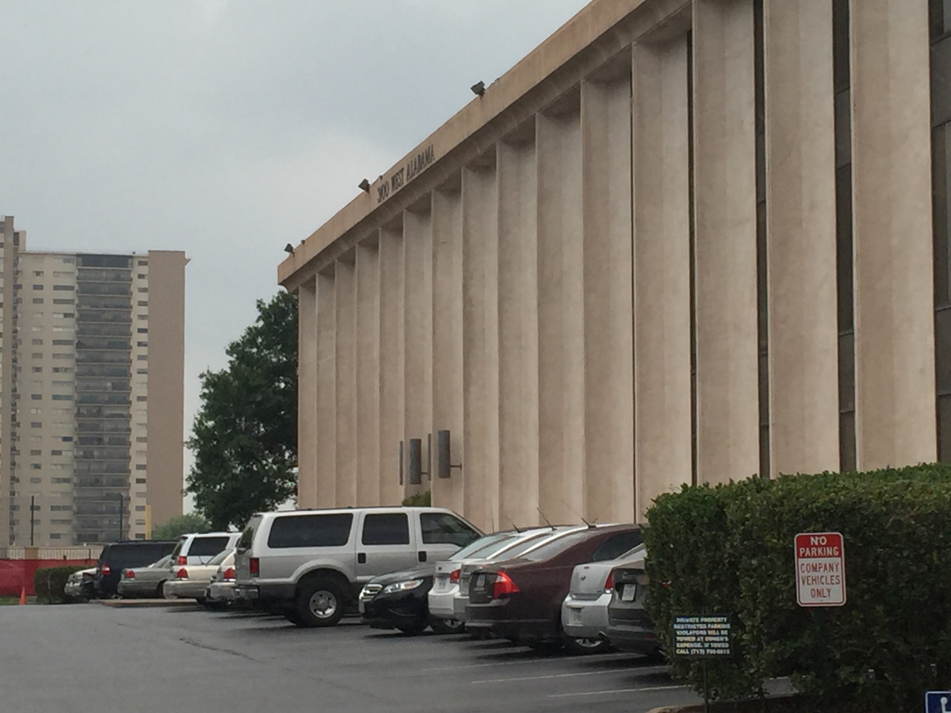 FBI raids Houston office building | khou.com