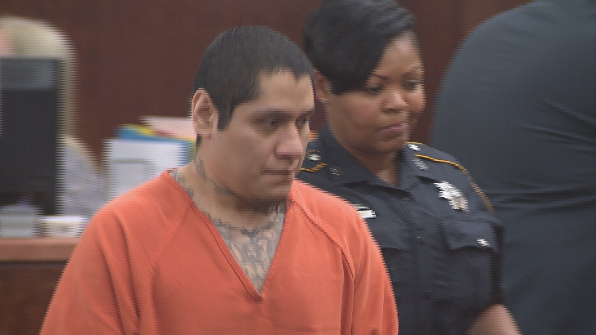Man who confessed to 1999 murder appears in court | khou.com