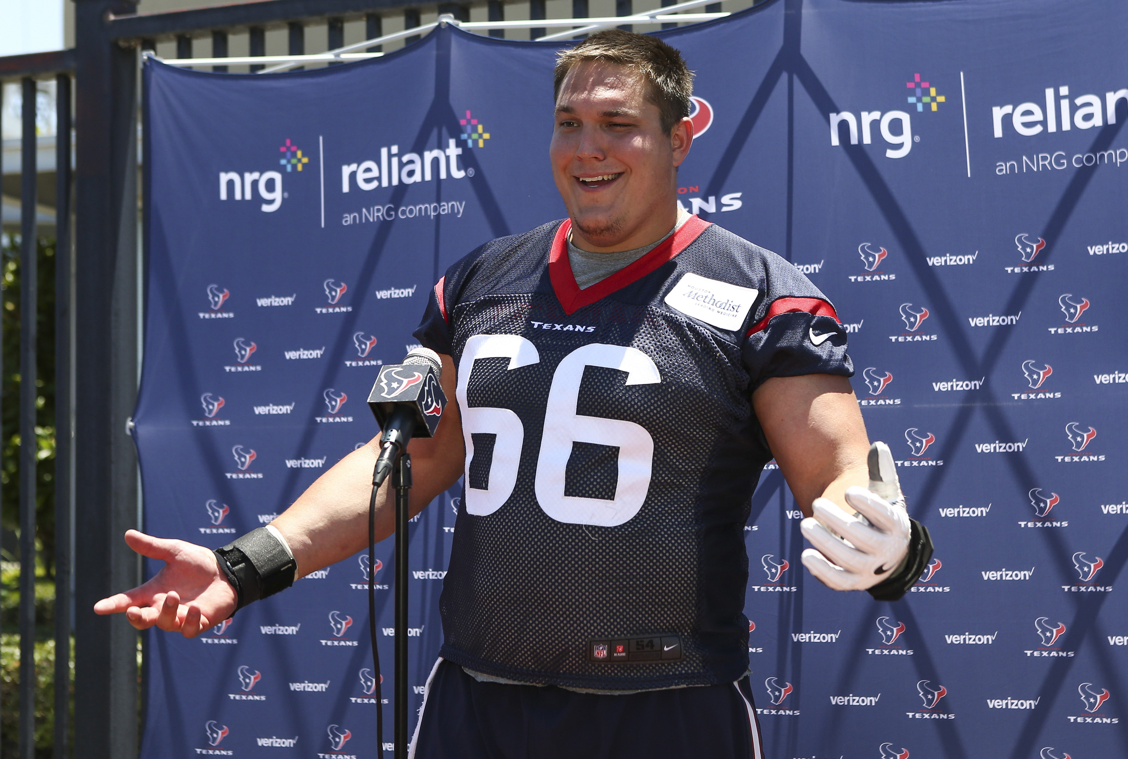 Texans name Nick Martin starting center for the 2017 season | khou.com